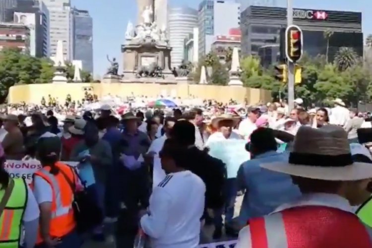 Marcha anti-AMLO inicia concentración en el Ángel de la Independencia ...